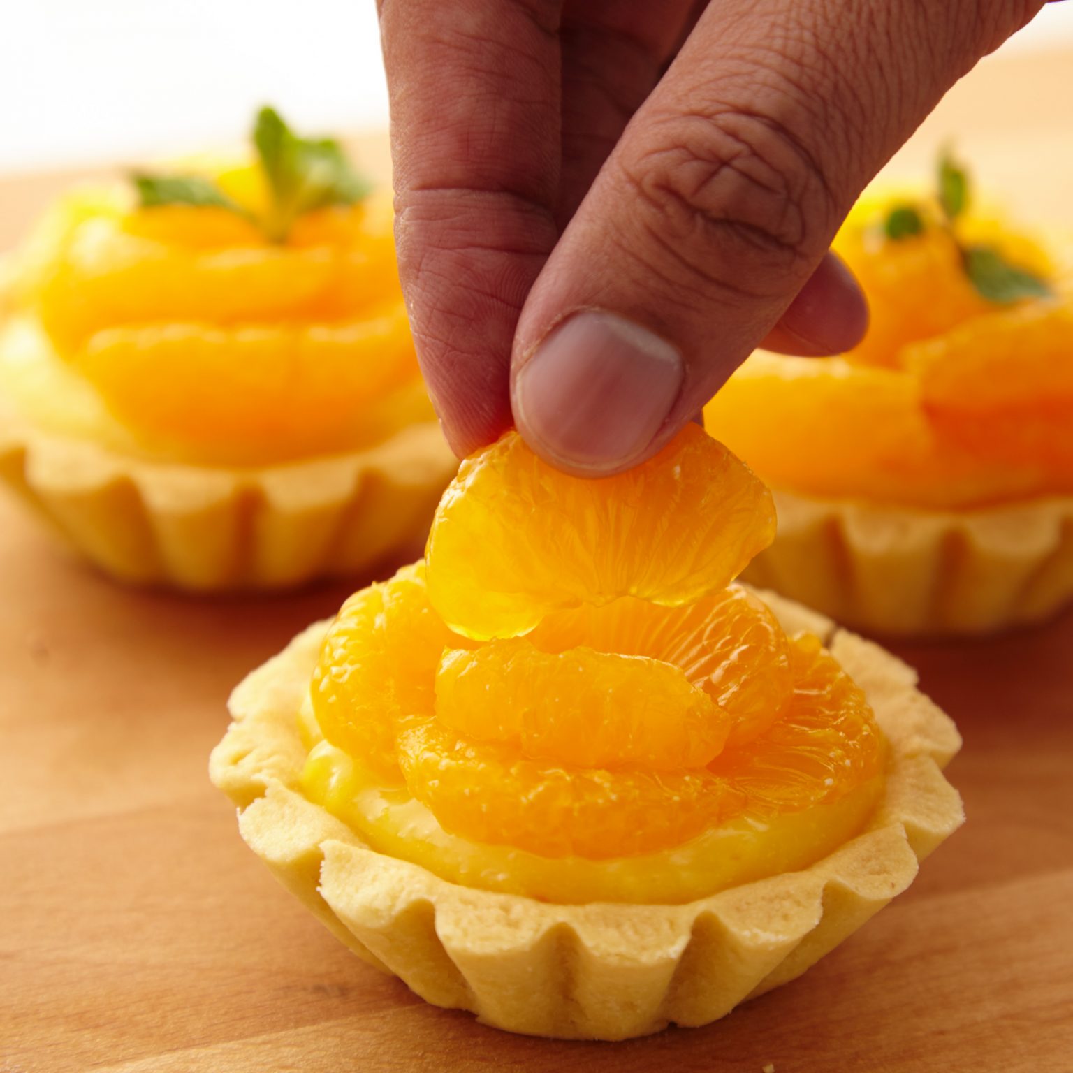 Mandarin Orange Custard Tart - QL Kitchen