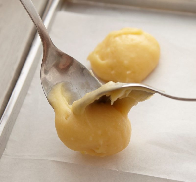 Cream Puffs with Sweet Corn Custard - QL Kitchen