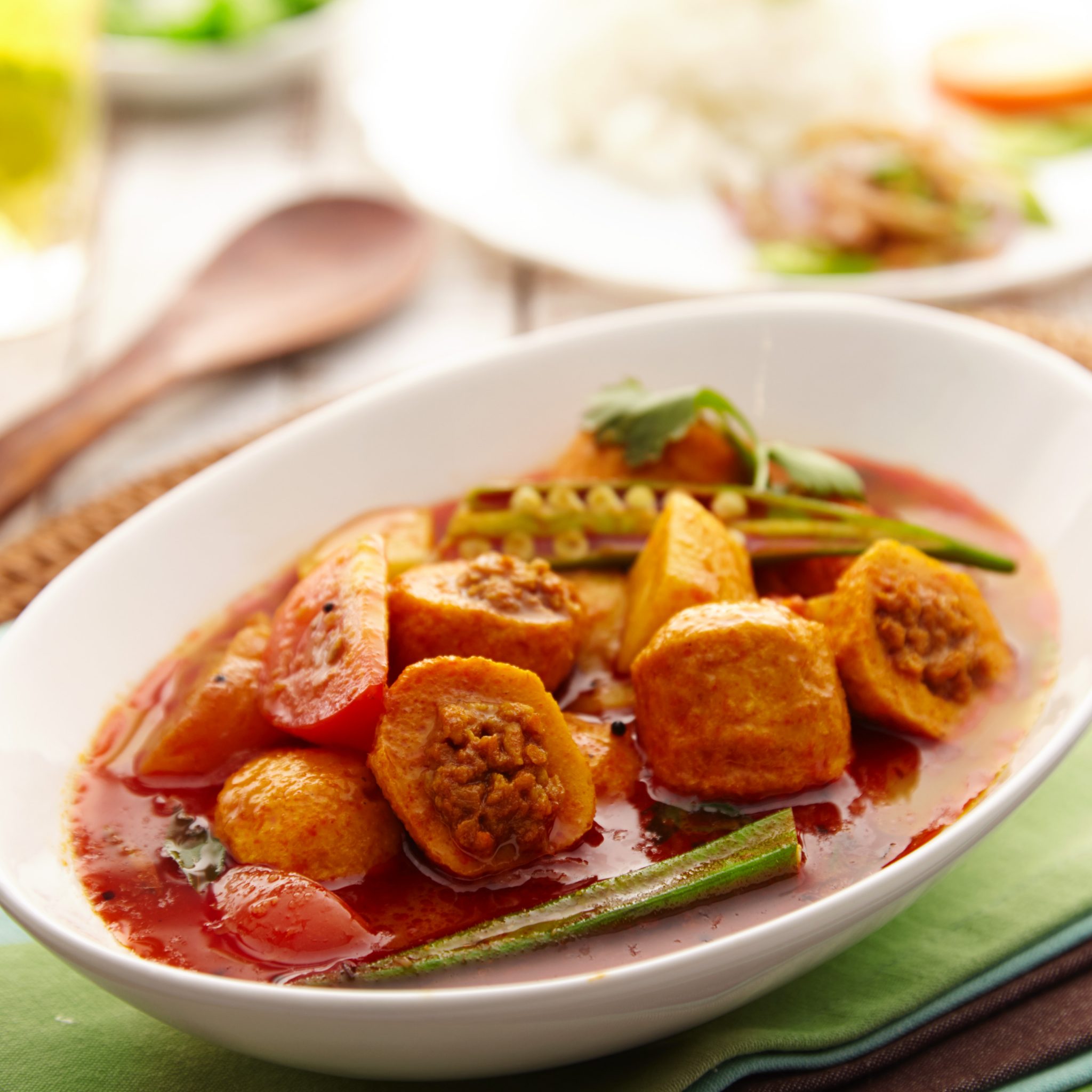Tomato Curry Fish Ball - QL Kitchen