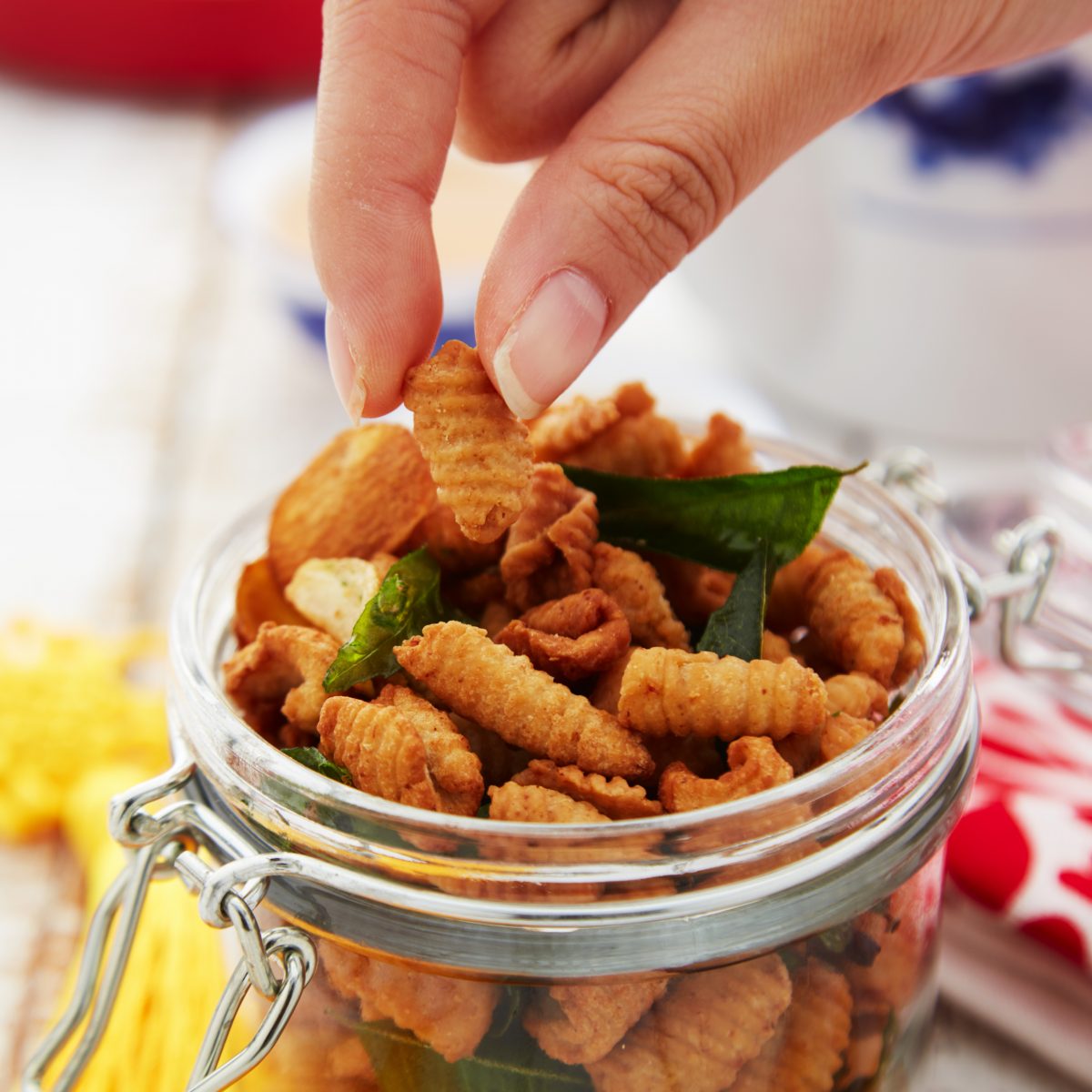 Shell Snacks (Kuih Siput) - QL Kitchen
